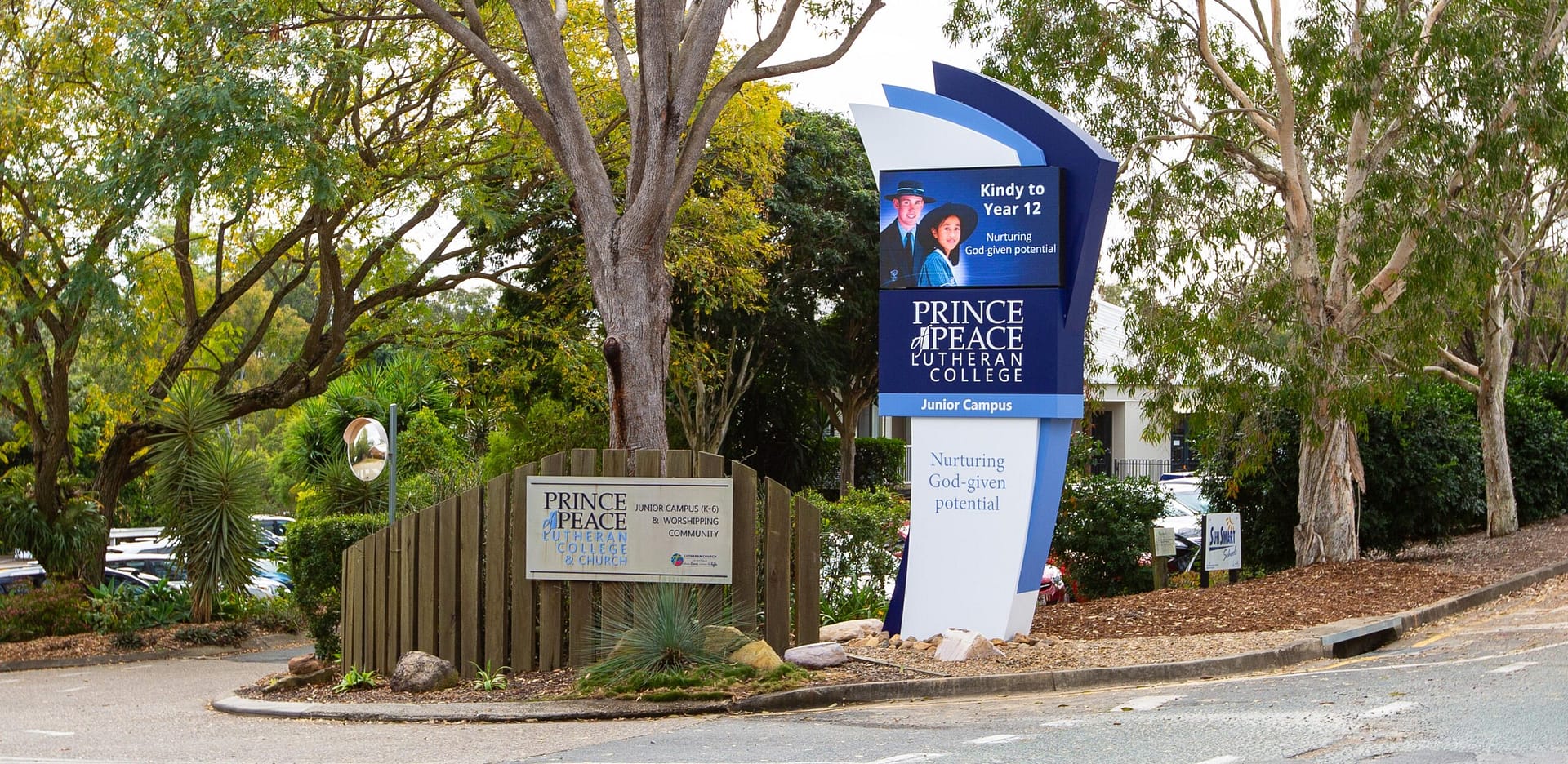 Signage Solutions for Schools Colleges and Universities - Eveada ...